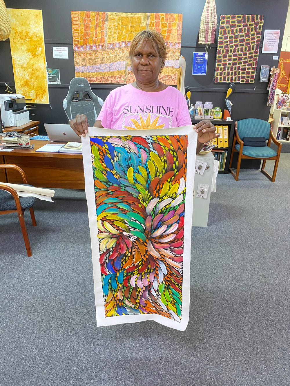 Caroline Numina - bright and versatile paintings in Raintree Art